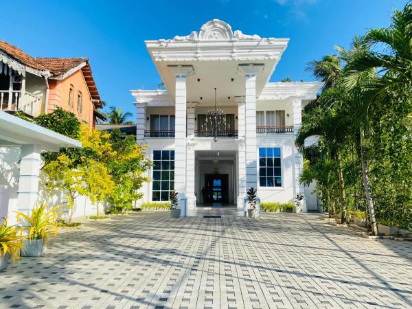 Aqua Hotel - Bentota