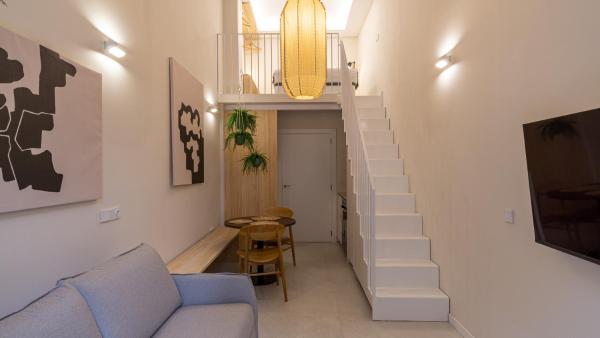 Osito Hub - Poeta Durán - Aéroport de Valence (VLC)