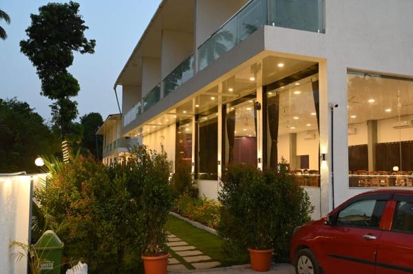 Golden Pearl Resort By Gemstone Hospitality - Alibag
