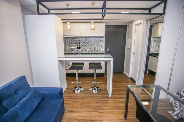 Studio Com 1 Cama De Casal E 1 Sofa Cama - All1619 - Curitiba