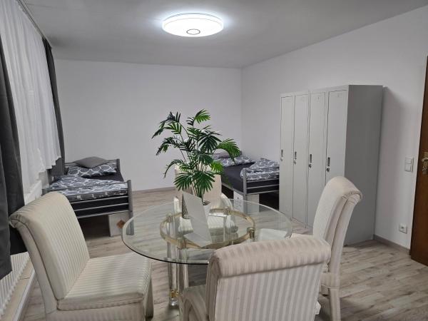 Big City Apartment Krefeld With Balcony - Moers