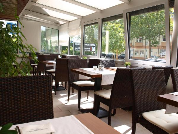 Gartenstadt Hotel - Schifferstadt
