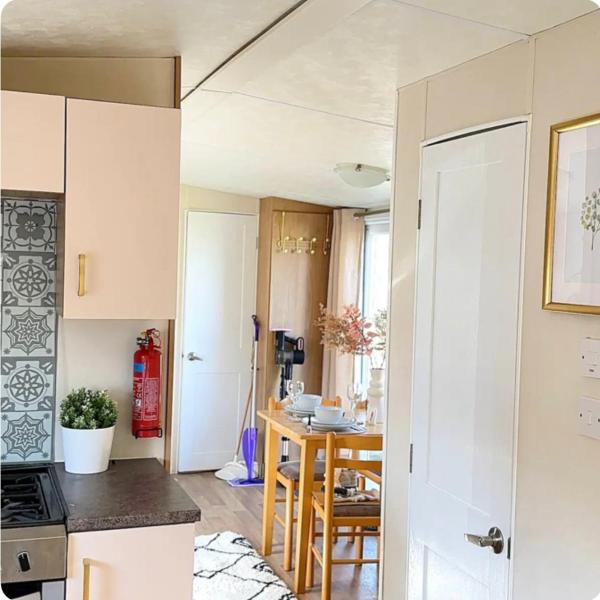 Beatrice Homes - Frinton-on-Sea