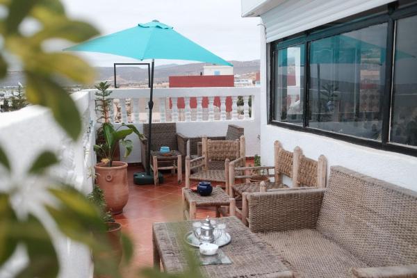 Black Pearl Surf Yoga And Skate House - Taghazout