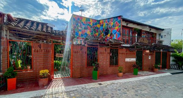 La Liliana Hostal - Gastrobar - Garzón