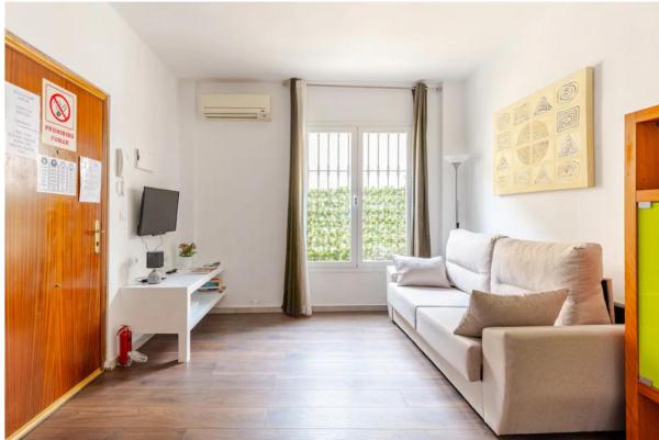 Perla Lagunillas Málaga - Málaga