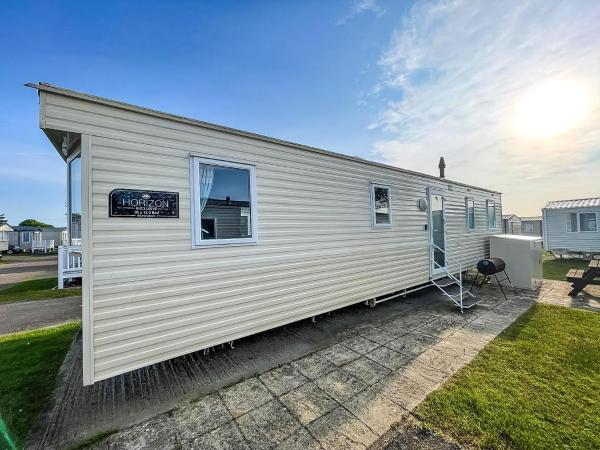 Superb 8 Berth Caravan, Close To Amenities At Caister Beach Ref 30073f - Caister-on-Sea