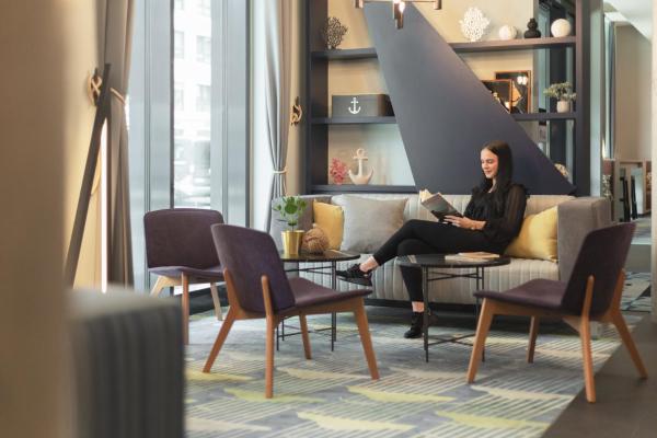 Holiday Inn - The Niu, Yen Hamburg City By Ihg - Hamburg