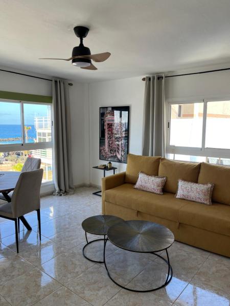 Cornelias Home Tc3 Atico Between Las Vistas & Los Cristianos Beach - Los Cristianos