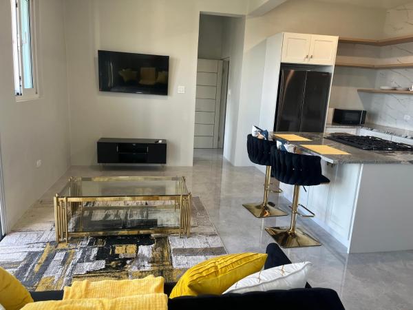 Exquisitely Threadfall - U.S. Virgin Islands