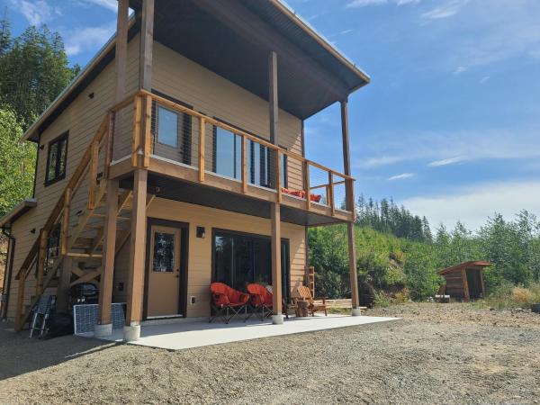 Funky Forest Bnb - Vancouver Island