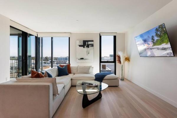 The Rose Quartz - Rooftop Pool, Gym Glamorous Santa Monica 2br - Santa Monica, CA