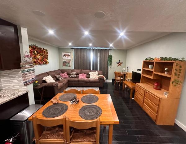 Great Condominium Lower Level - Salt Lake City, UT