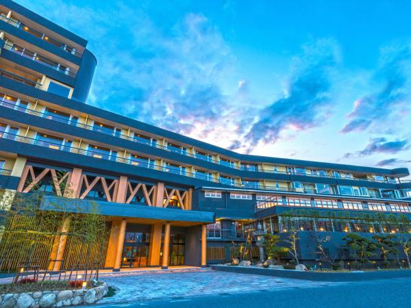 Ooedo Onsen Monogatari Premium Shirahama Gyoen - Japón