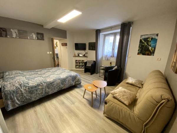 Logement Entier Rez-de-chaussée - Tarascon-sur-Ariège