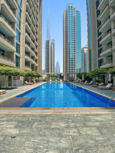 Modern Dubai 1br With Pool Gym Parking And Balcony - Dubai