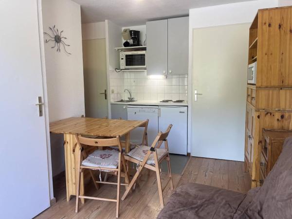 Plagne Soleil: Appartement 2 Pièces Avec Balcon, Accès Direct Pistes, Centre Proche Commerces - Fr-1-351-14 - La Plagne