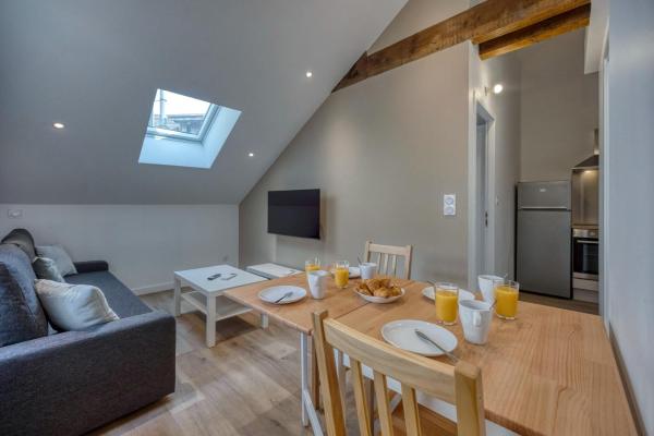 #Hg Beautiful T2 Renovated In The Hyper Center Facing Train Station - Grenoble