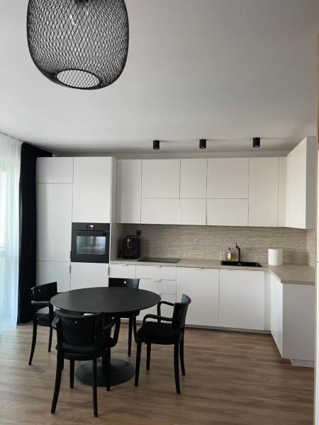 Apartman Petronela S Parkovacím Miestom - Bratislava