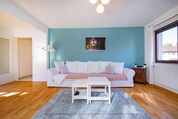 Charmante Wohnung -Altes Kino- 2sz-2bad-terrasse-netflix - Baden-Baden