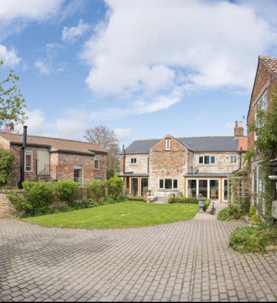 Tanyard Cottage - Whixley, York, North Yorkshire - Wetherby
