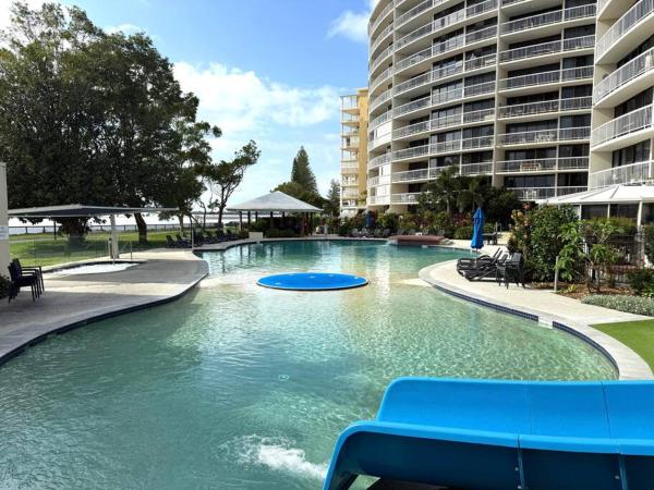Gemini Resort, 2bedroom Unit19 And Carpark Golden Beach, Caloundra - Golden Beach