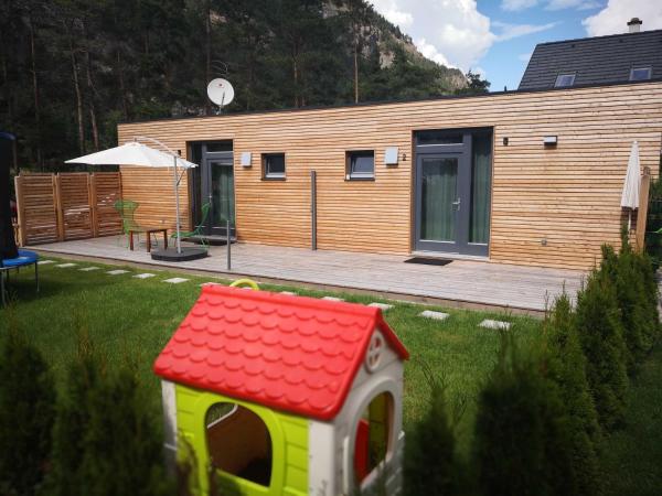 Free Ride Cabins - Ladis