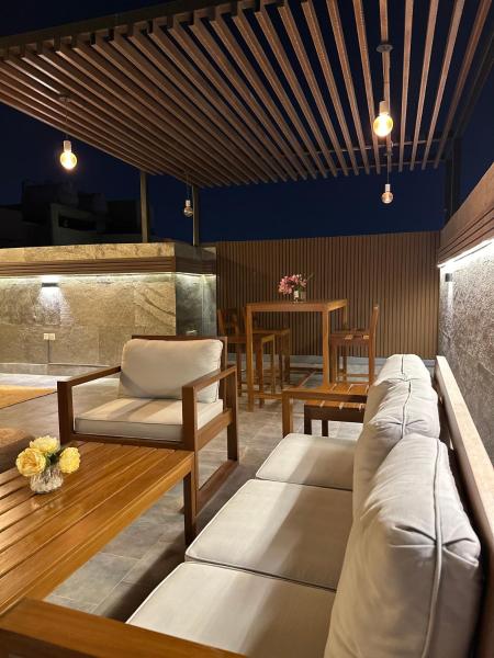 قمه الفخامه بلكونه Luxury Apartments With Balcony - Riyadh