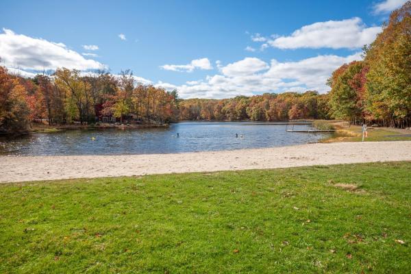 Spacious 3br Home With Bbq In Gated Penn Estates - Tannersville, PA