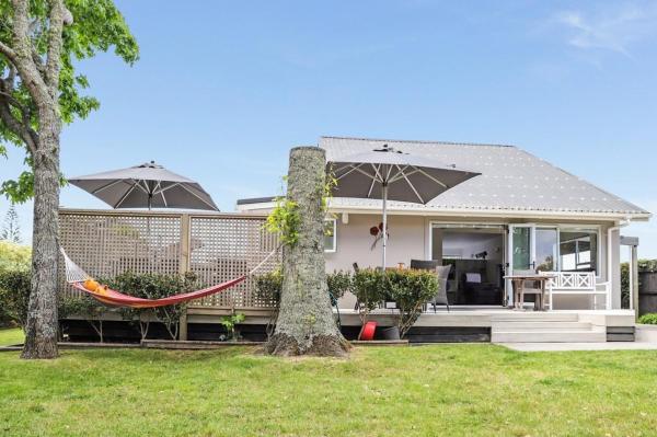 Hosts On The Coast Sun Soaked Family Fun - Pauanui