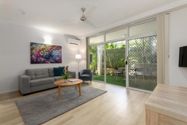 Apartment #6 @ Palm Villas - 포트더글라스