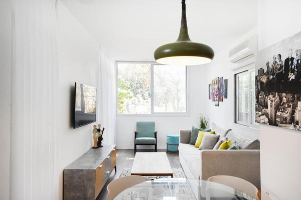 Quiet 1br On Gordon Beach By Holyguest - Tel Aviv