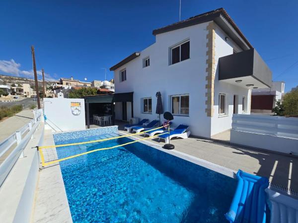 Michael Angelo Villa - Paphos