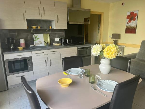 Studio Charmant à La Ferrière-aux-étangs, 27 M², Avec Spa - Normandie