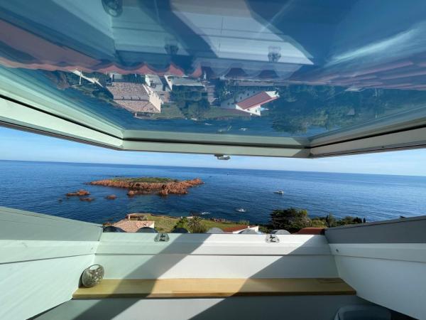 Charmant Petit Appartement Vue Mer Et Corniche Esterel - Saint-Raphaël