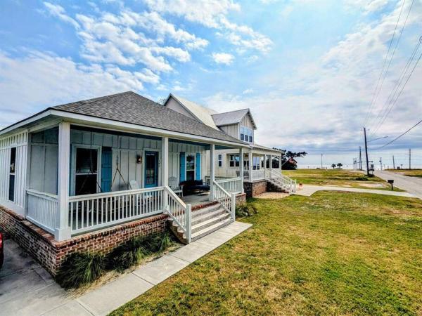 Tegarden Cottage At Gulfport Beach - Biloxi, MS