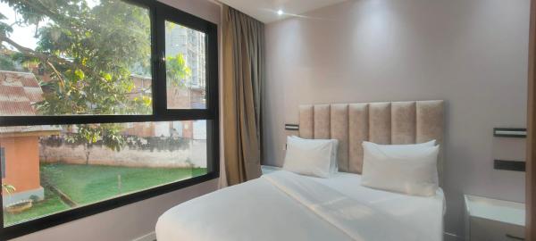 Premium Apart With Swimming Pool, Rooftop And Parking - Yaoundé
