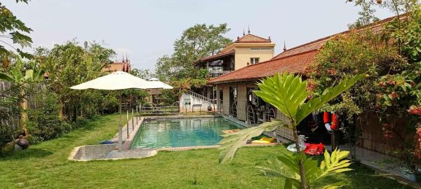 La Vie Khmer - Cambodia