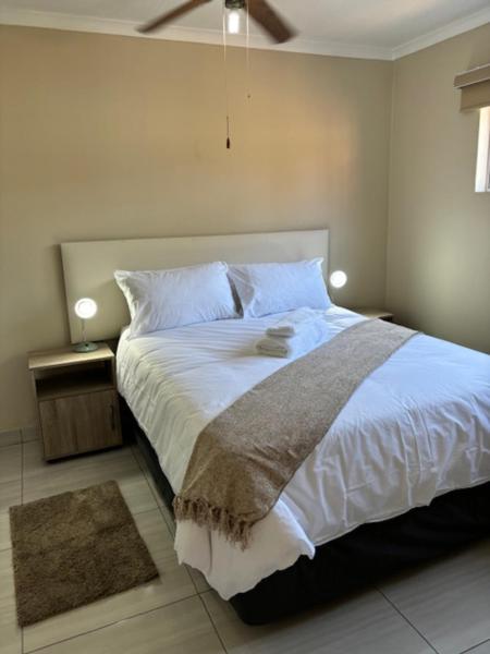 Martinique Lodge - Alberton