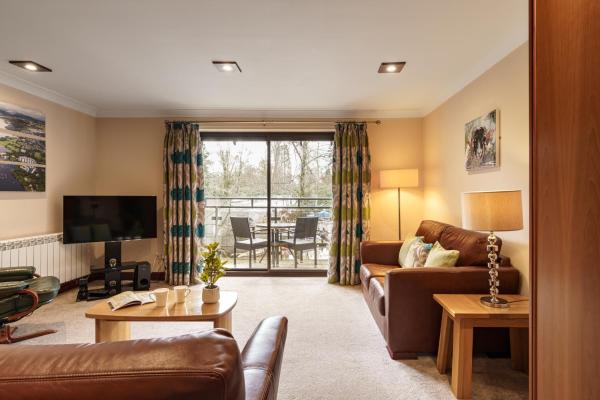 Windermere Cottage At Windermere Marina Village - Bowness-on-Windermere