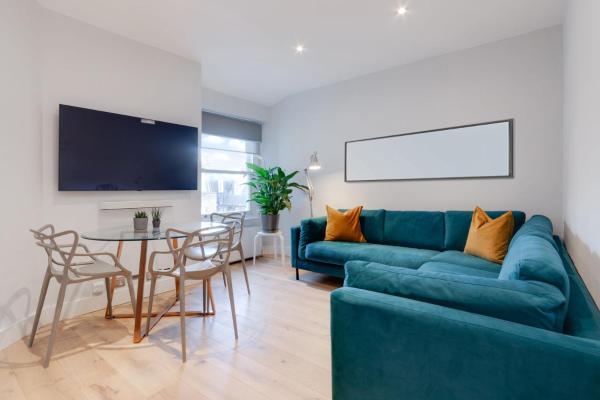 Stairway To Heaven - Fitzrovia - By Frankie Says - Marylebone