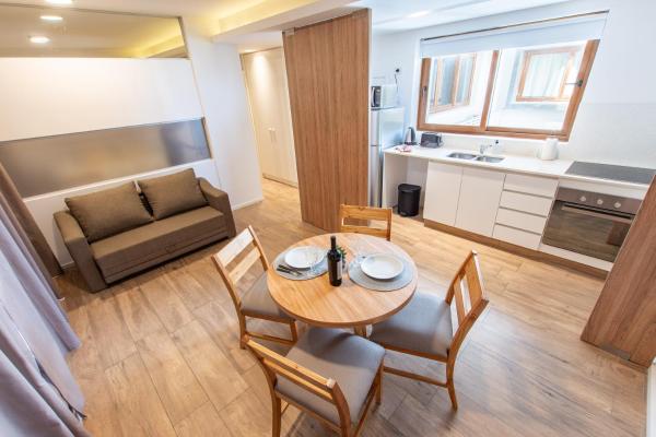 Alójate 38- Departamento, Luminoso, Excelente Ubicacion! Zona Hospital Español - La Plata