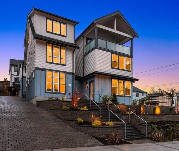 New House In Peaceful And Trendy Central District - Seattle, WA