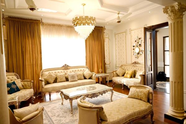 Luxury Spanish Villa Close To Raya Fairways Commercial - Lahore