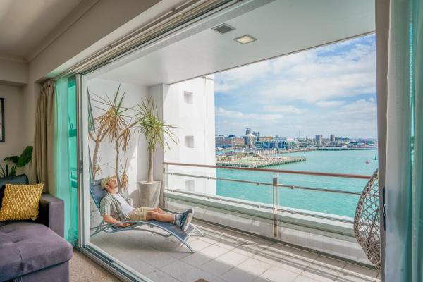 Princes Wharf - Bridge View - Auckland