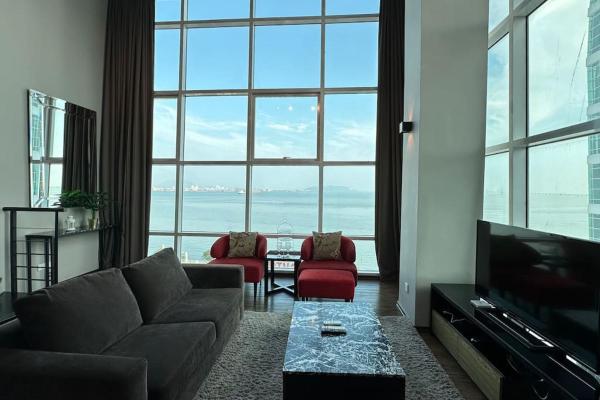 Seaview Seafront Duplex In Town With Wifi & Full Kitchen 83a - Perai