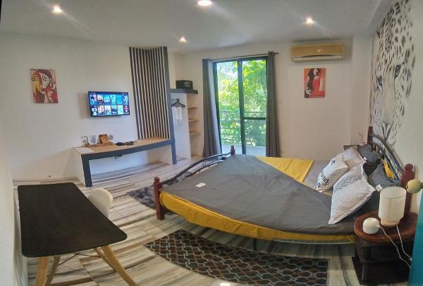 Bedroom, Away From Home With Breakfast 2 - Liloan