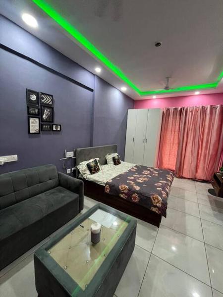 Royal Orbit Studio - Noida
