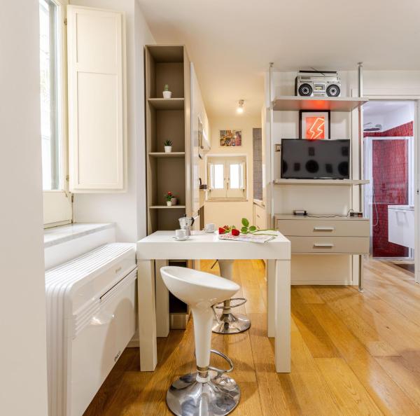 The Time Traveler's Den Studio-apartment - Salerno