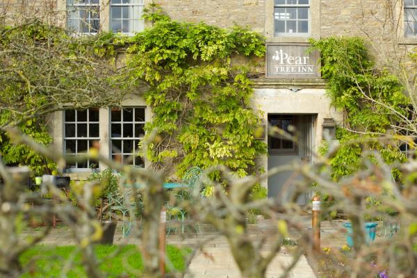 Pear Tree Inn Whitley - Castle Combe